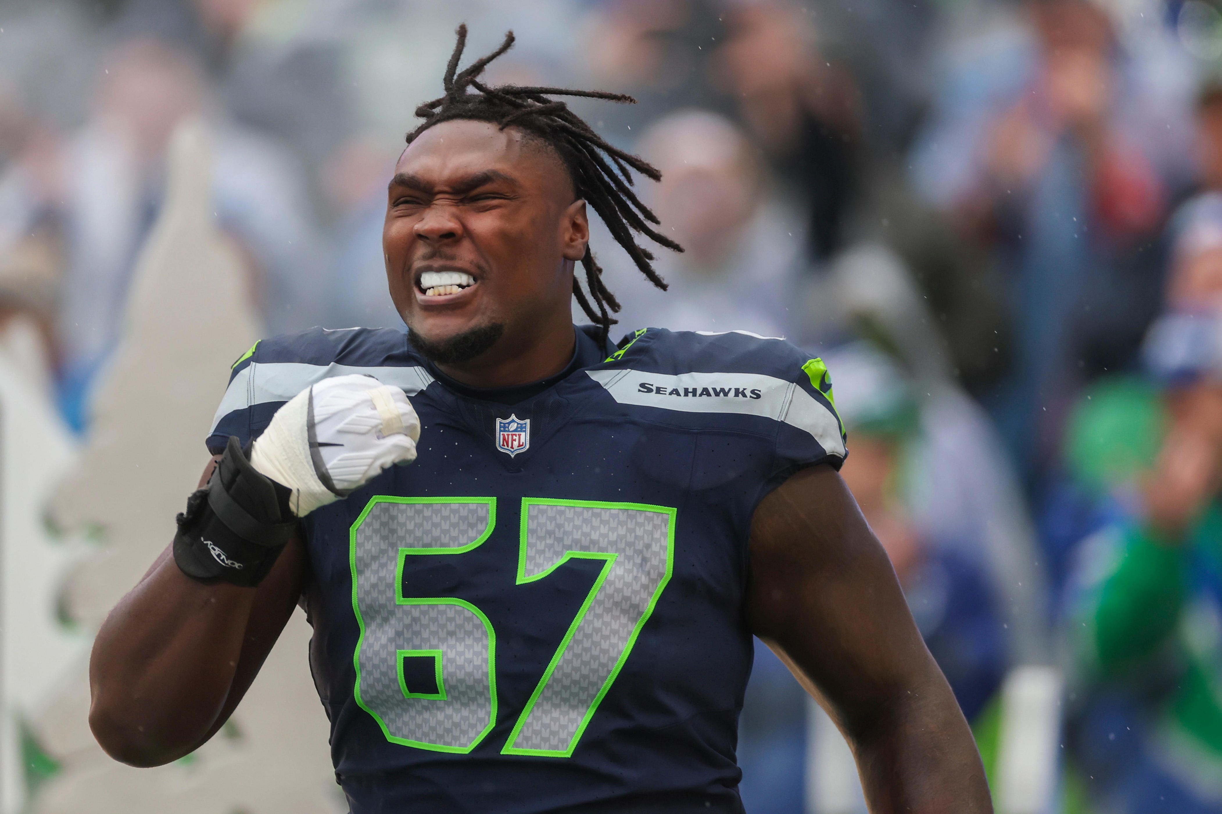 The price for a Charles Cross extension keeps going up for Seahawks