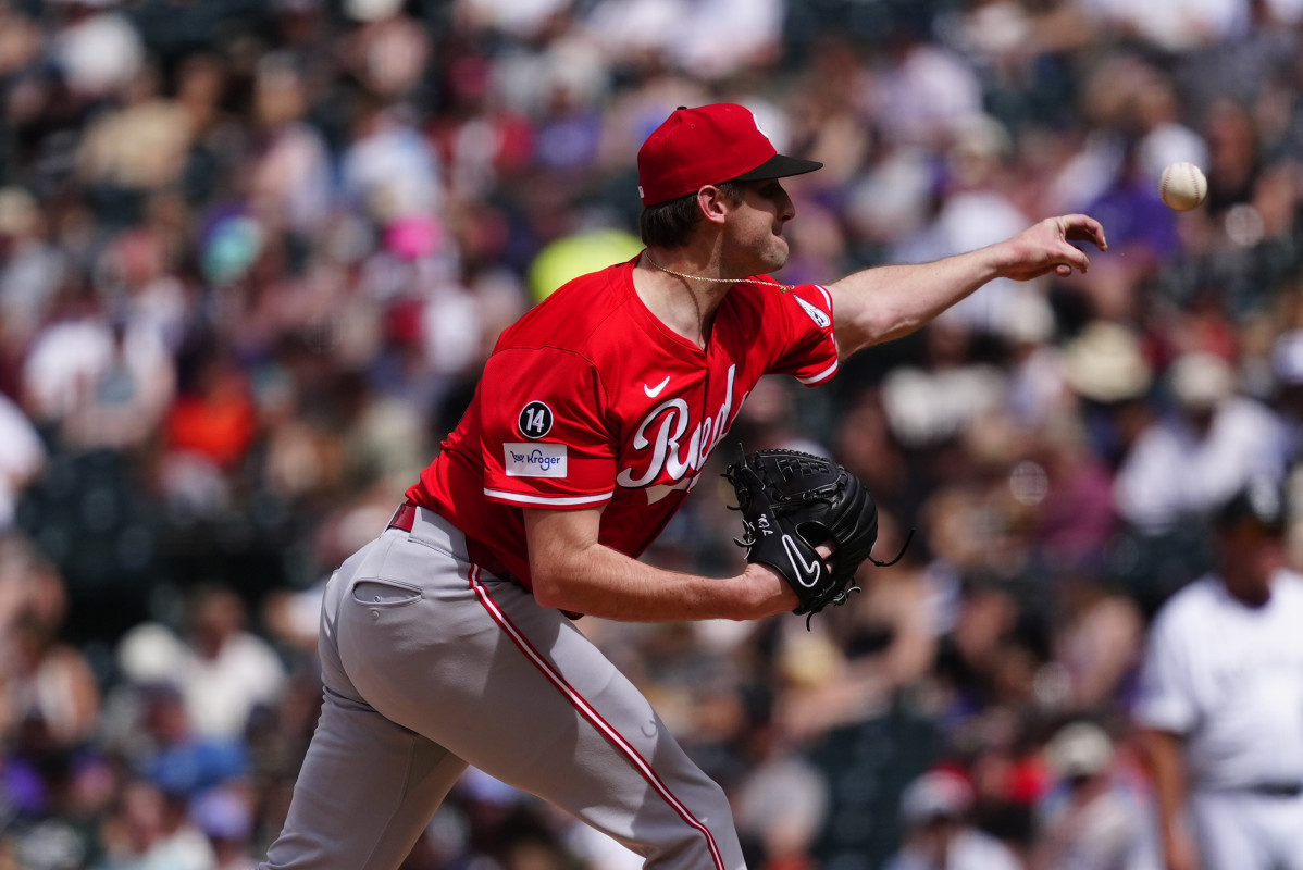 Reds Lefty Masters Hitter Heaven Coors Field