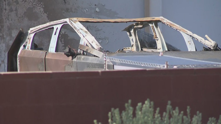 Arson suspect arrested after fire at Mesa Tesla dealership, police say