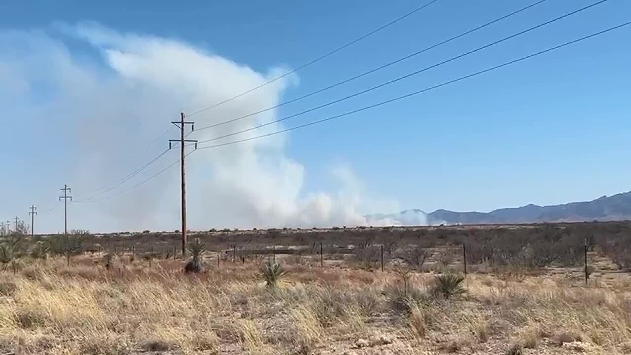 Stronghold Fire in Cochise County grows to 2,300 acres, investigator ...