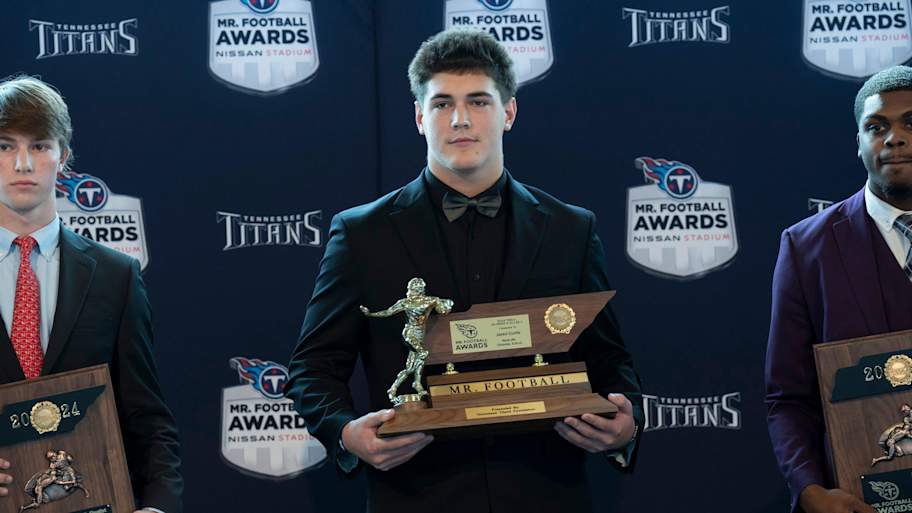 No. 1 Quarterback Recruit Jared Curtis Host Georgia, Oregon Coaches ...