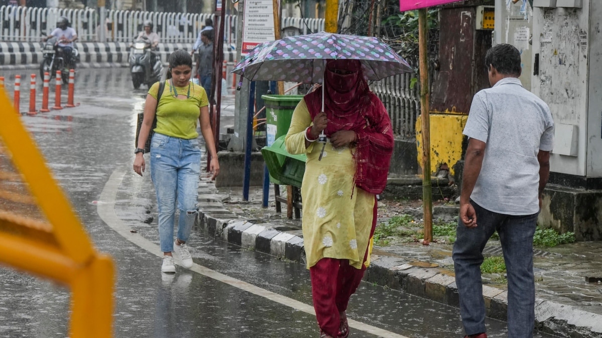 UP Weather Forecast: Rain And Dust Storm Alert Issued For 22 Districts