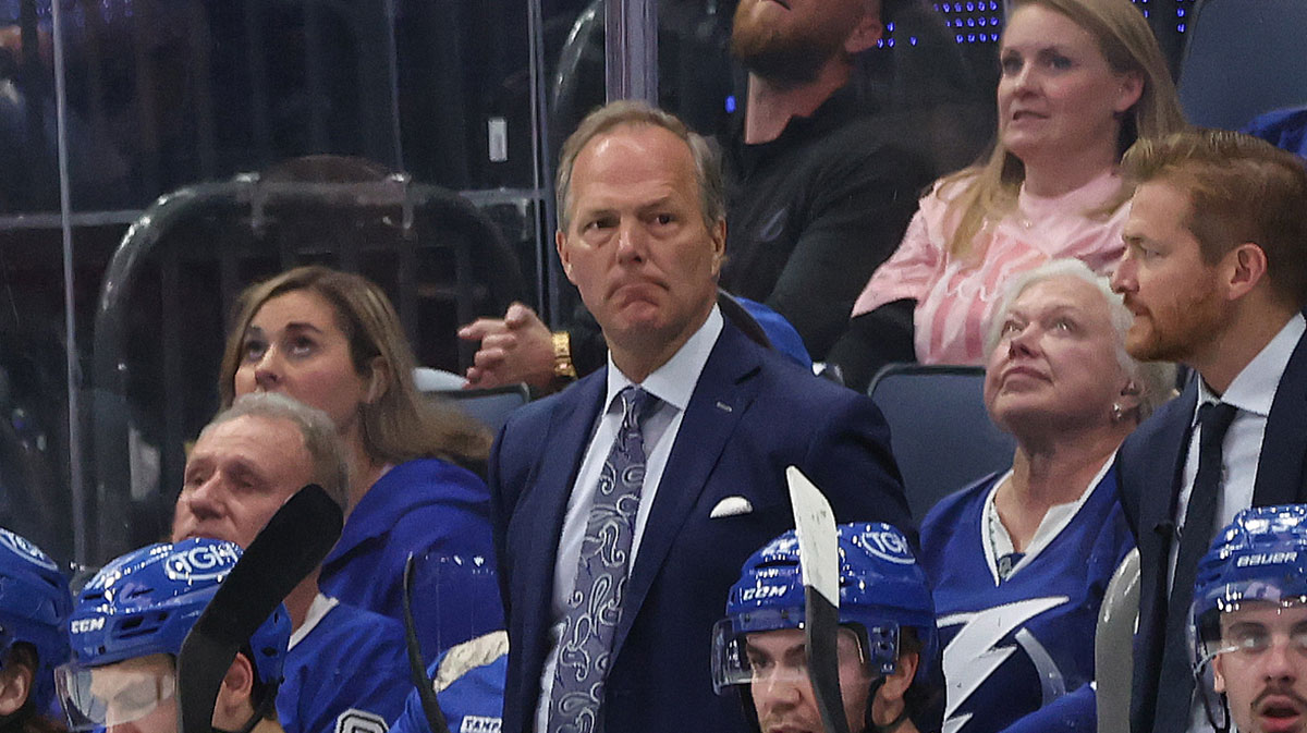 Lightning HC Jon Cooper rips refs for 'laughable' hand pass call during ...