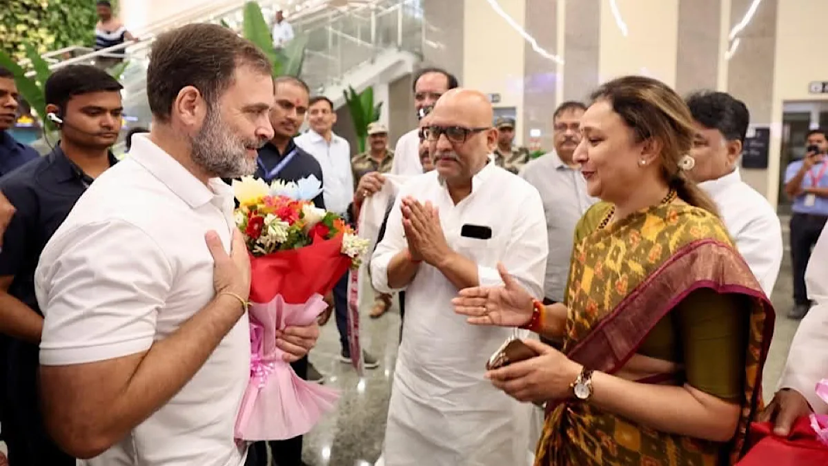 Rahul Gandhi on 2-day visit to UP, reaches Rae Bareli