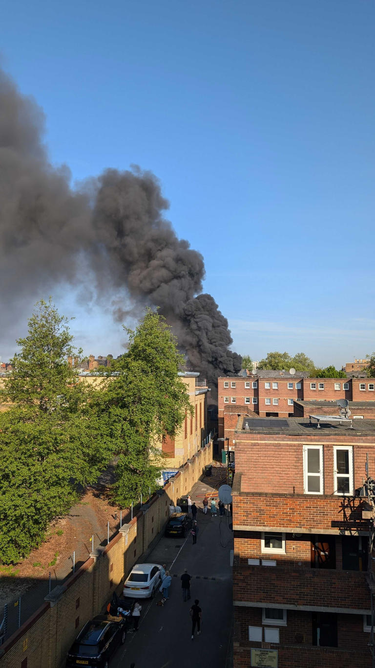 London substation fire latest: 100 firefighters tackle huge blaze as ...