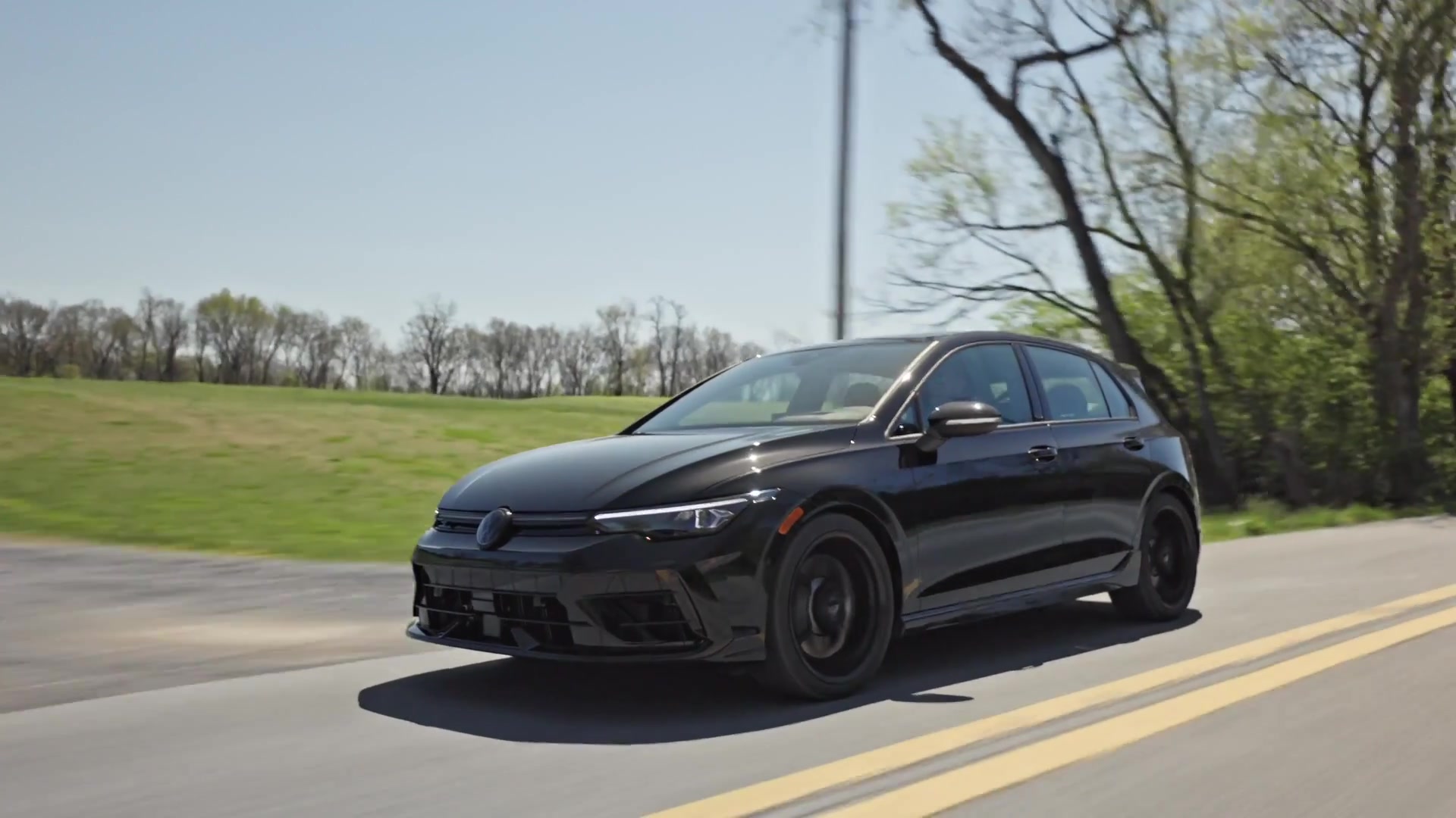 2025 Volkswagen Golf R Black Edition in Mythos Black Metallic Driving Video
