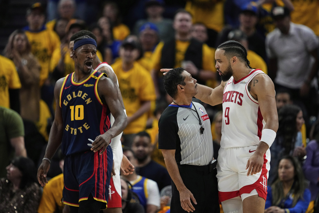 Rockets, Warriors get into shoving altercation in 2nd quarter of heated ...
