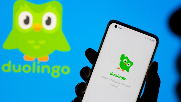 AI vs humans: Duolingo says it will replace human contractor jobs with ...