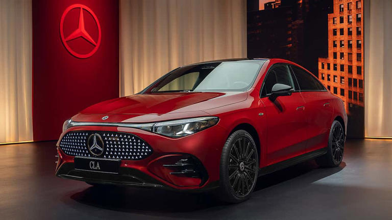 Mercedes CLA C174 als Elektroauto und Verbrenner: Mega-Reichweite zum ...