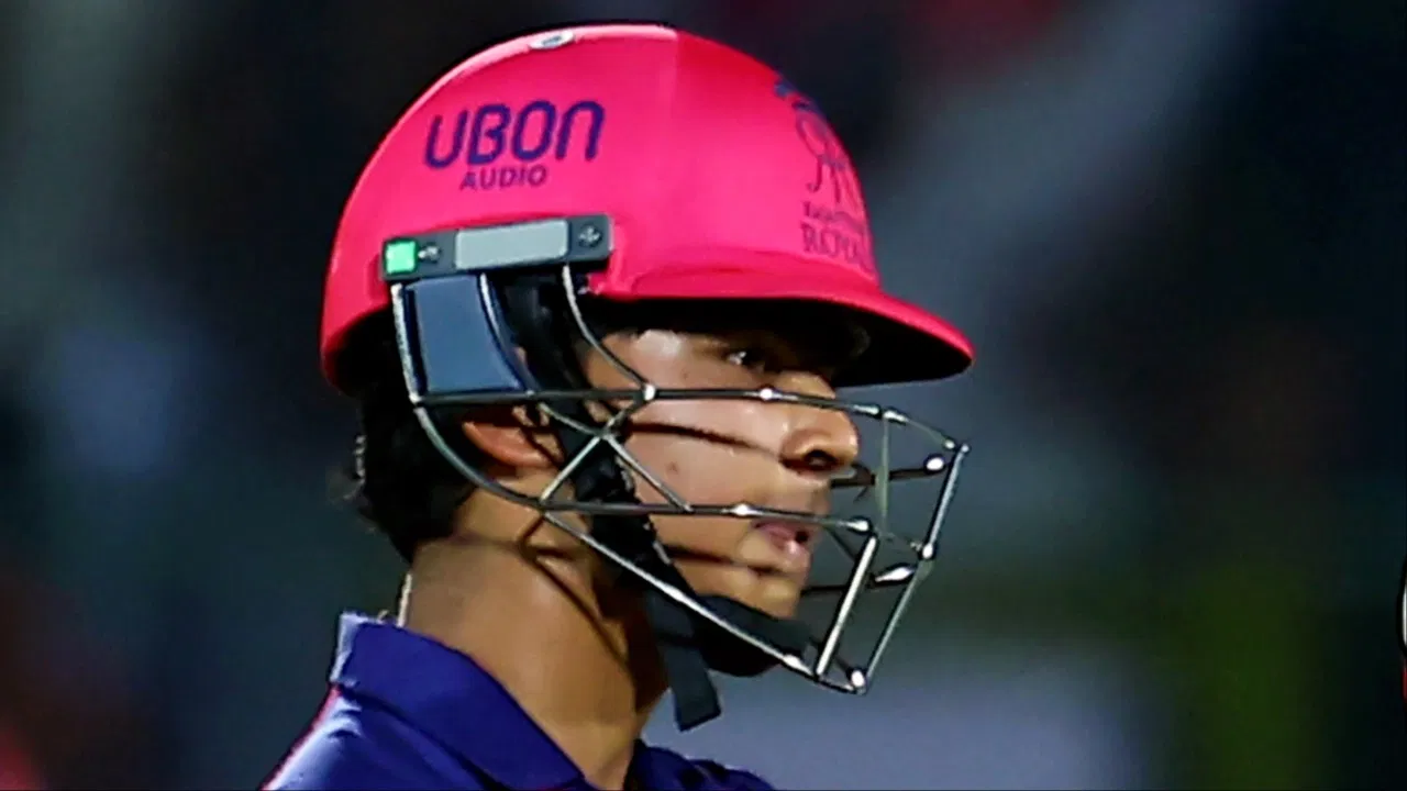 Bihar’s Pride! CM Nitish Kumar Rewards Vaibhav Suryavanshi with ₹10 Lakh for Record-Breaking IPL ...