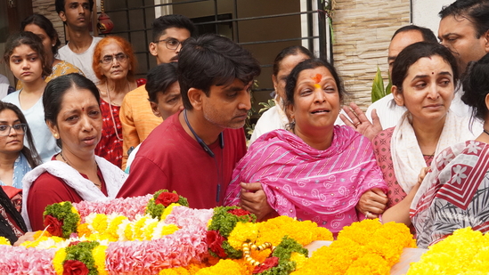 Pahalgam attack victim's wife counters Congress leader's claim ...