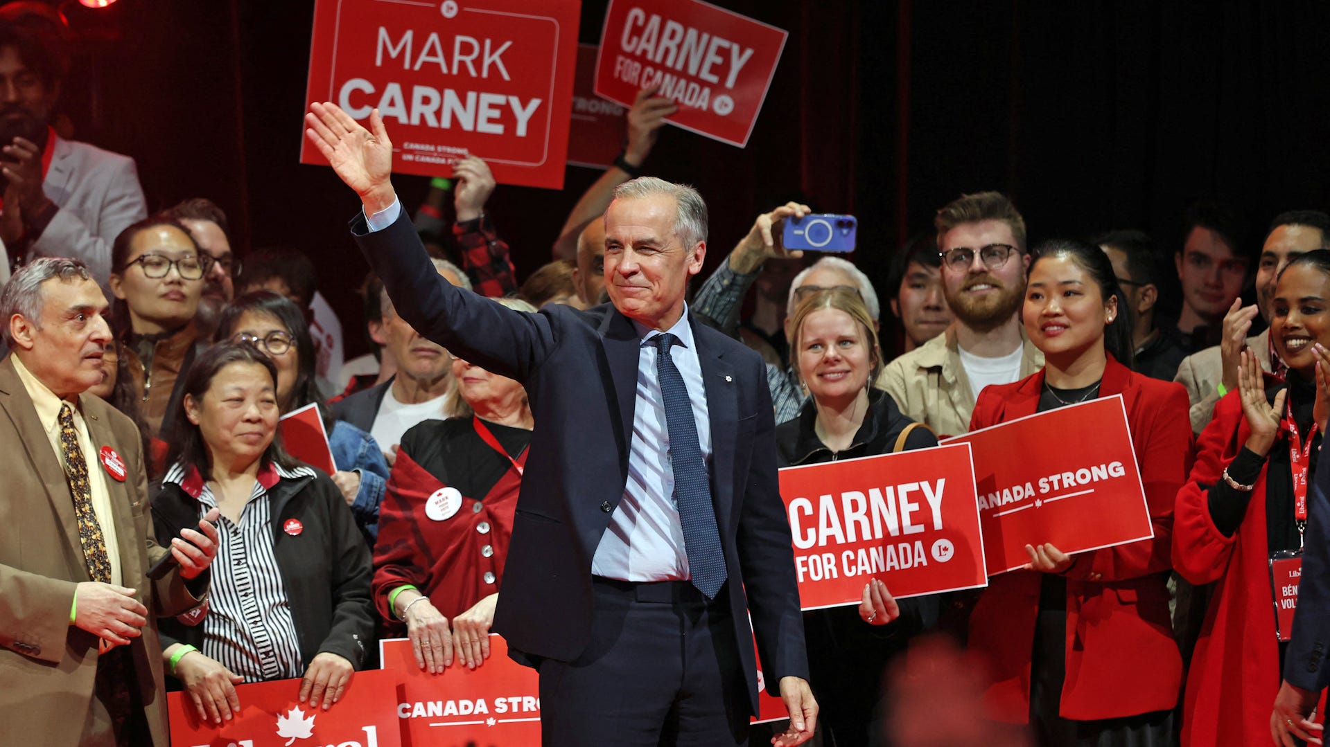 'Who's ready to stand up for Canada?' Mark Carney rides Canadian fury ...