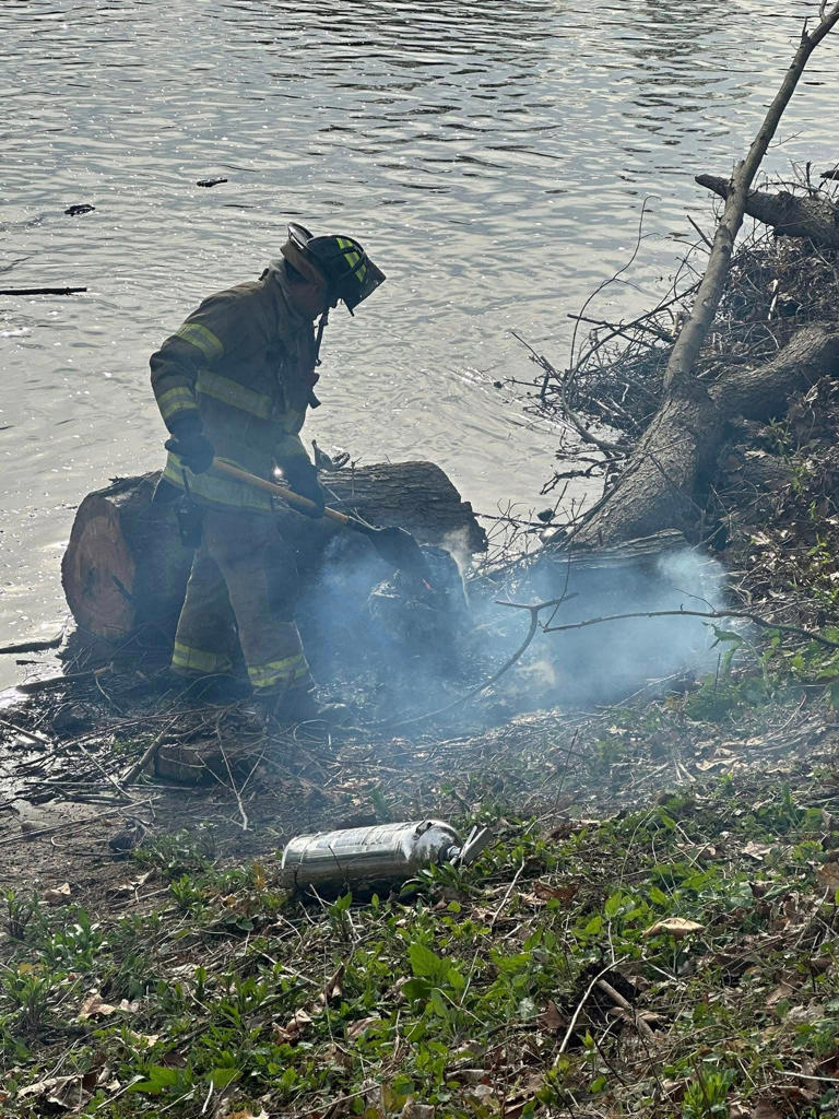 River Road Brush Fire Battled By Yardley-Makefield Fire Crews