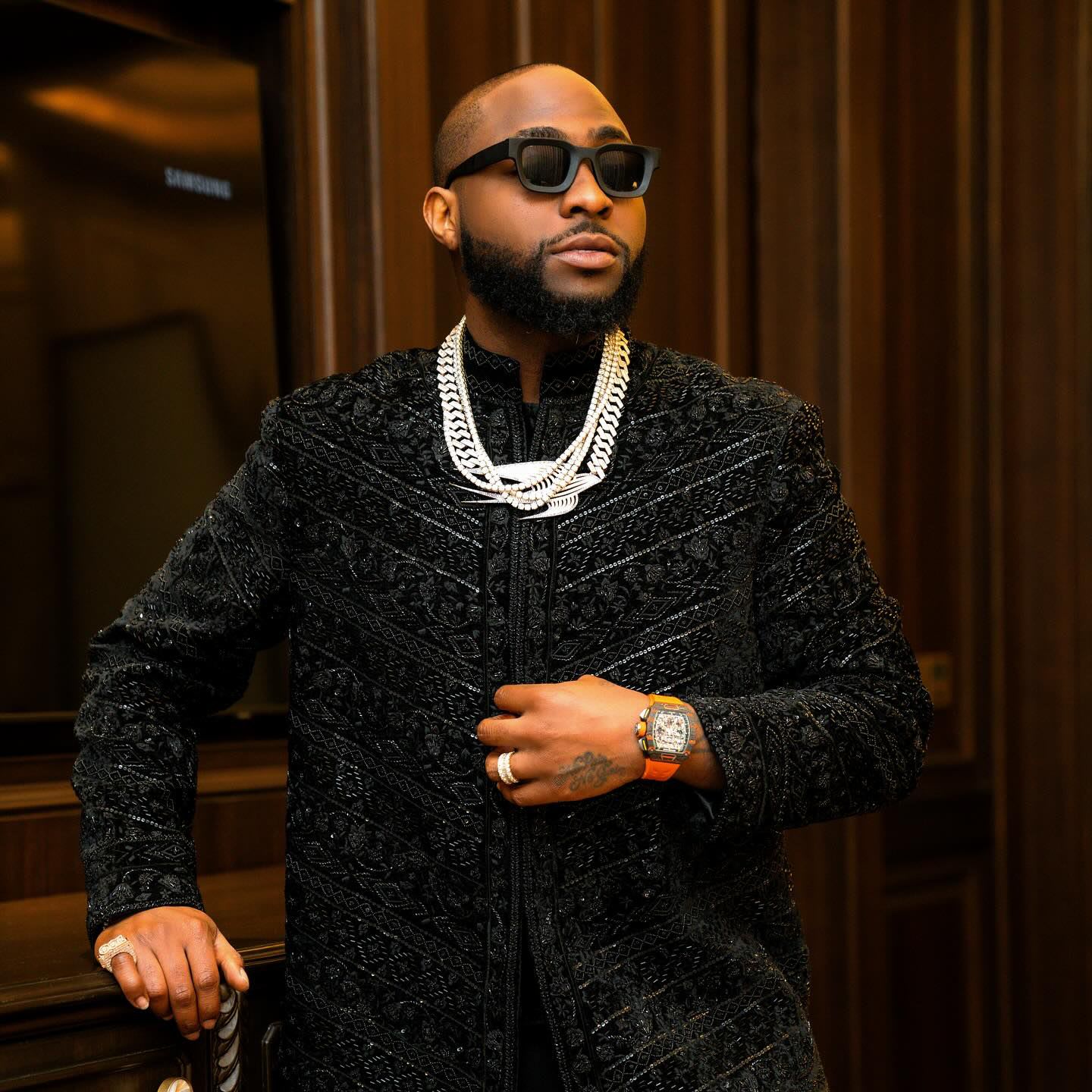 Davido makes history as he becomes first ever artist with 6 consecutive ...