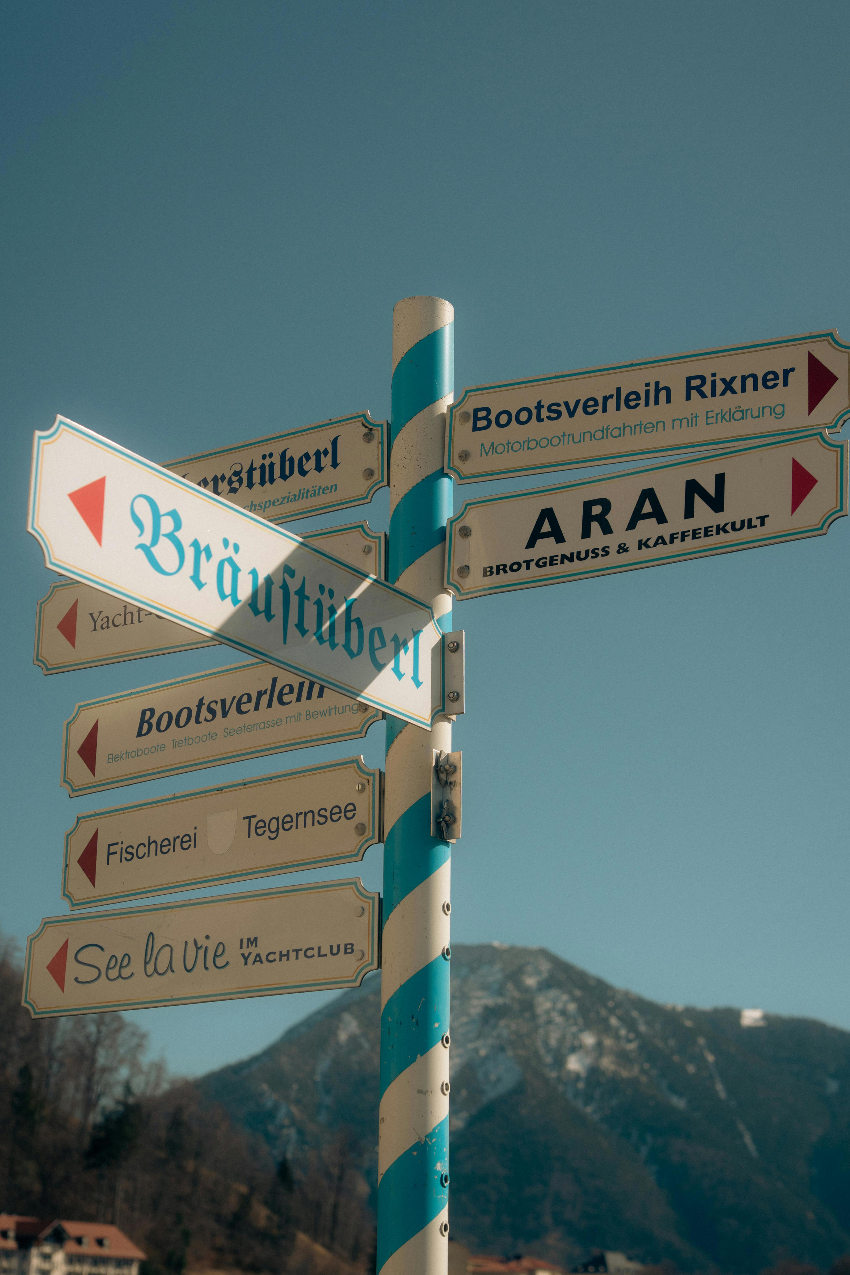 5 countries where you can walk across borders