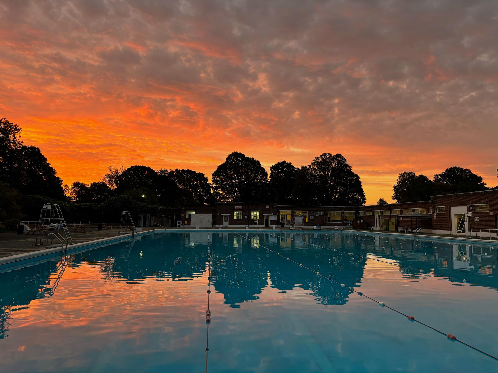 Sunrise splashes: Brockwell Lido to host special Sunrise Swim to launch ...