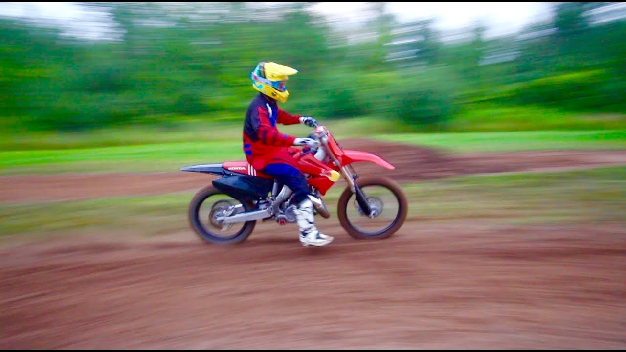 125 2 Stroke HUGE JUMP!!! New Track First Ride