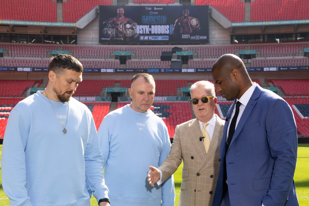 Oleksandr Usyk crashes Frank Warren interview as chaotic build to ...