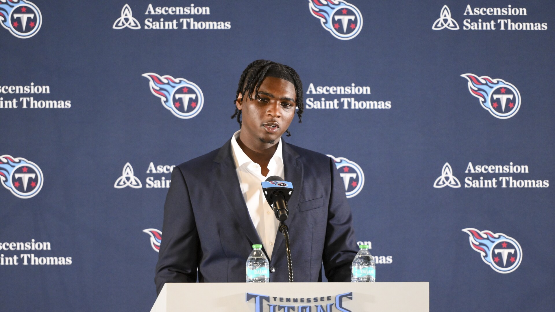 Titans G.M. Mike Borgonzi: Cam Ward knows he has to earn respect of ...