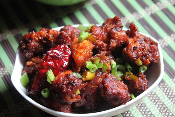 Spicy and Crispy Delight: How to Make Chicken Chilly 65 at Home