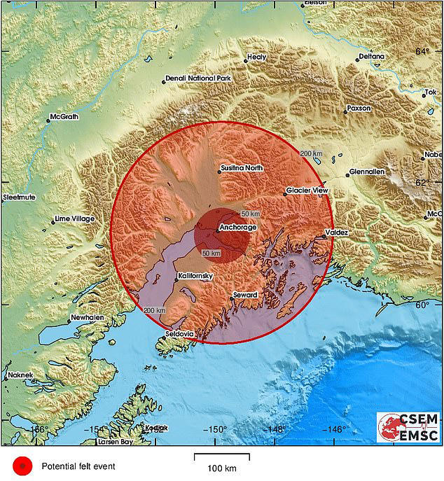 Major US city that's on volcano watch is rocked by near-5.0 magnitude ...
