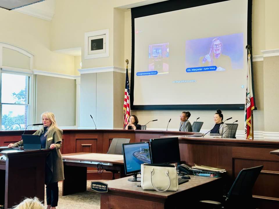 Congresswoman Lateefah Simon Shares Her Vision at Town Hall Meeting