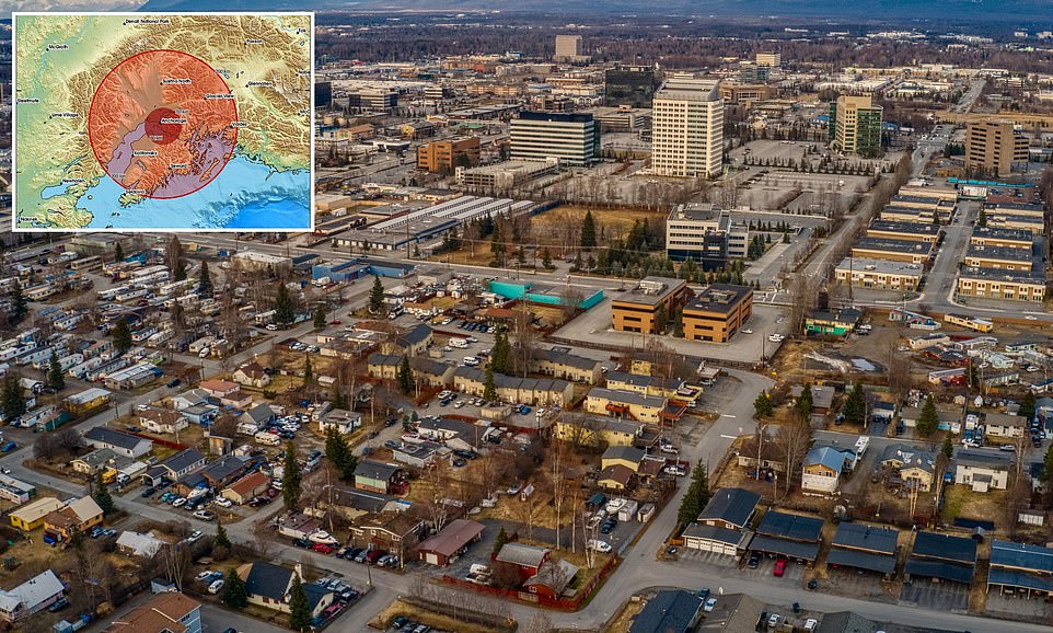 4.7 magnitude earthquake strikes near US city on volcano watch