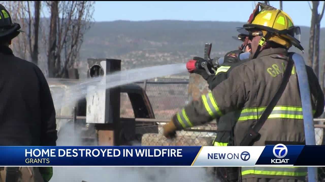 Residents return to find homes destroyed by fast-spreading fire in Grants