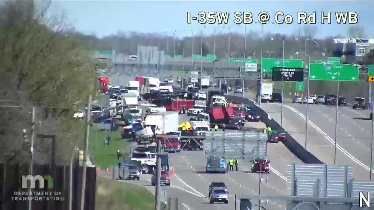 'Merging conflict' blamed for fatal 7-vehicle crash on I-35W in Mounds View