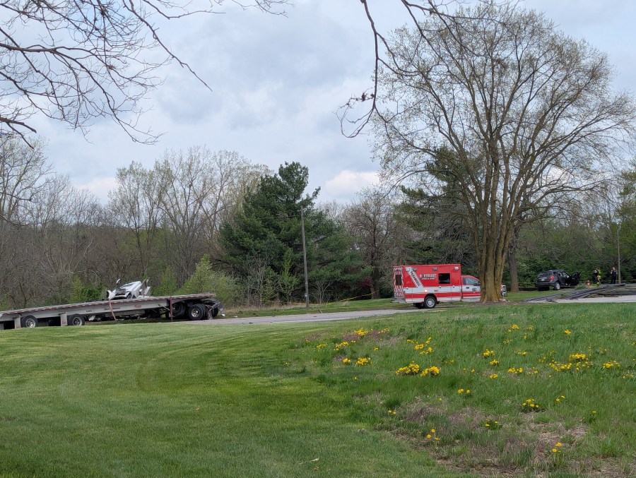 Police investigating crash in northeast Allen County