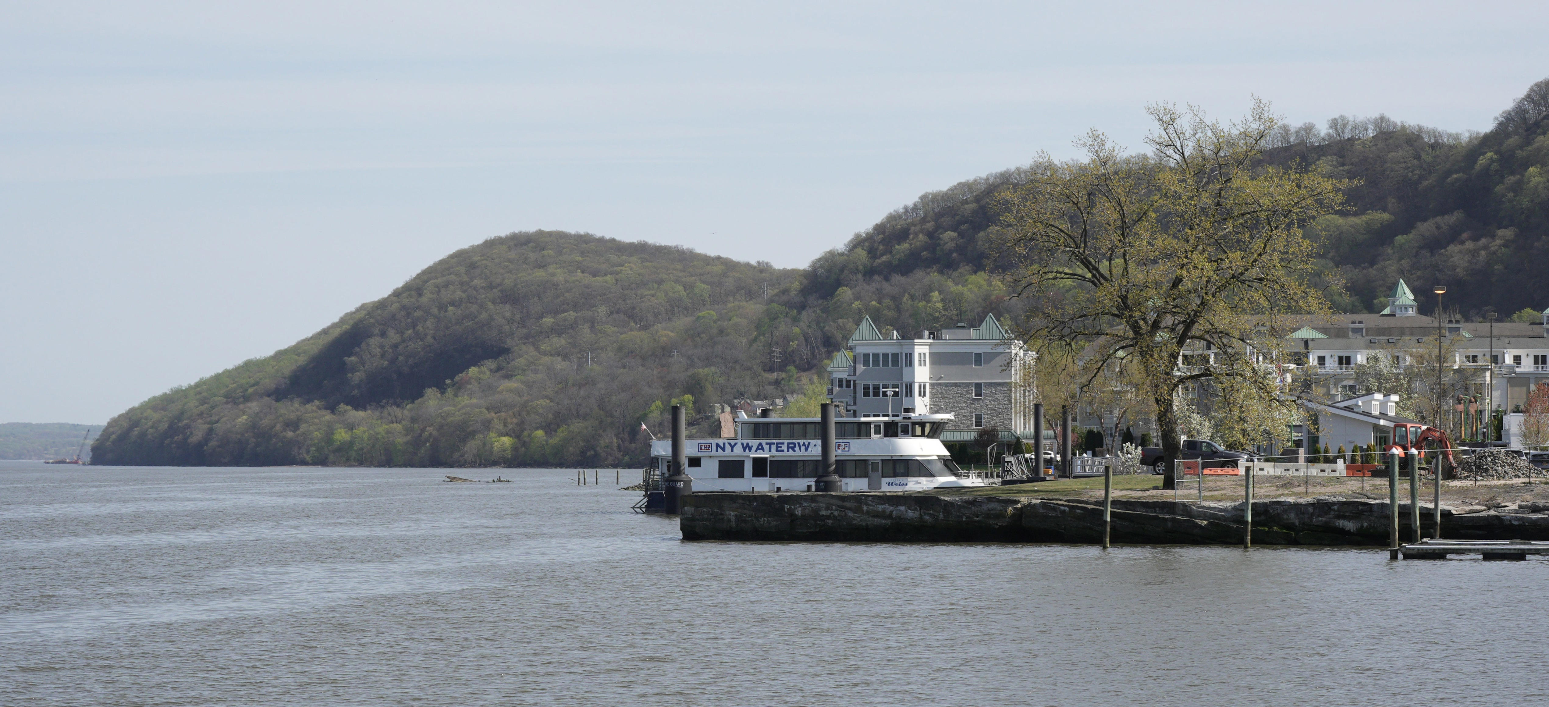 Icy Hudson River halts ferry service between Haverstraw and Ossining