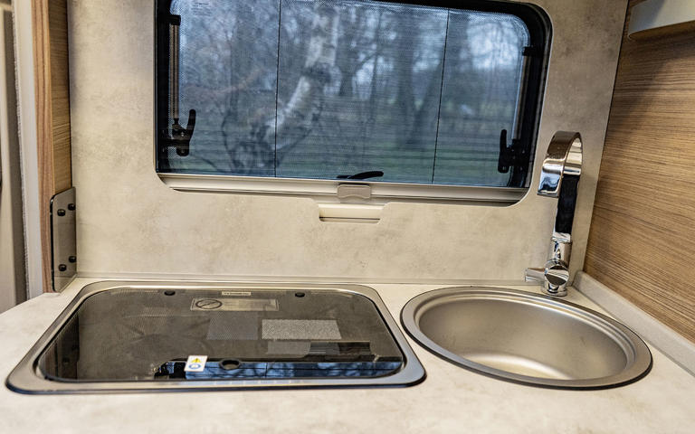 Knaus VAN TI 640 MEG Vansation im Test: Was kann der Camper wirklich ... Knaus VAN TI 640 MEG Vansation im Test: Was kann der Camper wirklich ...