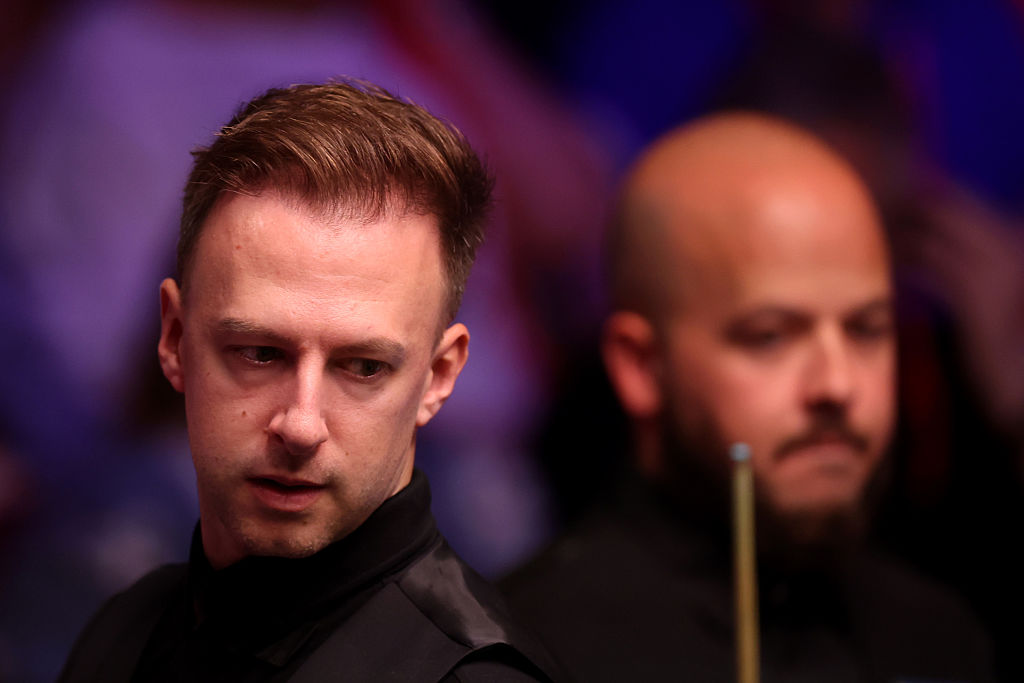Ronnie O'Sullivan and Judd Trump take control of their World ...
