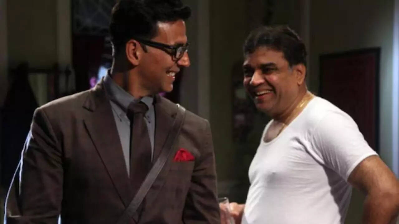 Paresh Rawal says Akshay Kumar is a colleague, not a friend ...