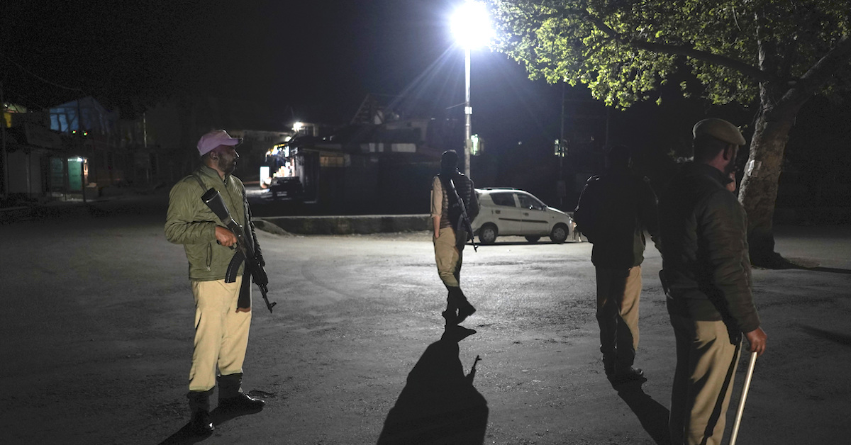 Man Filming Himself on Zipline Has No Idea He’s Recording Terror Attack ...