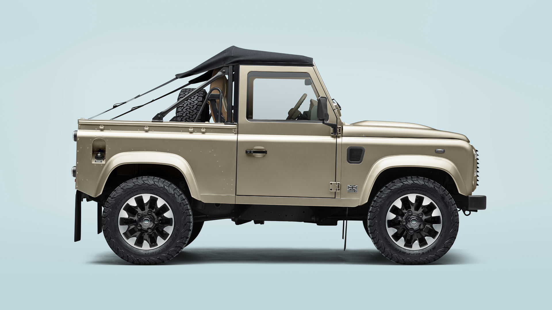 Land Rover Classic Works reveals Defender V8 Soft Top restomod