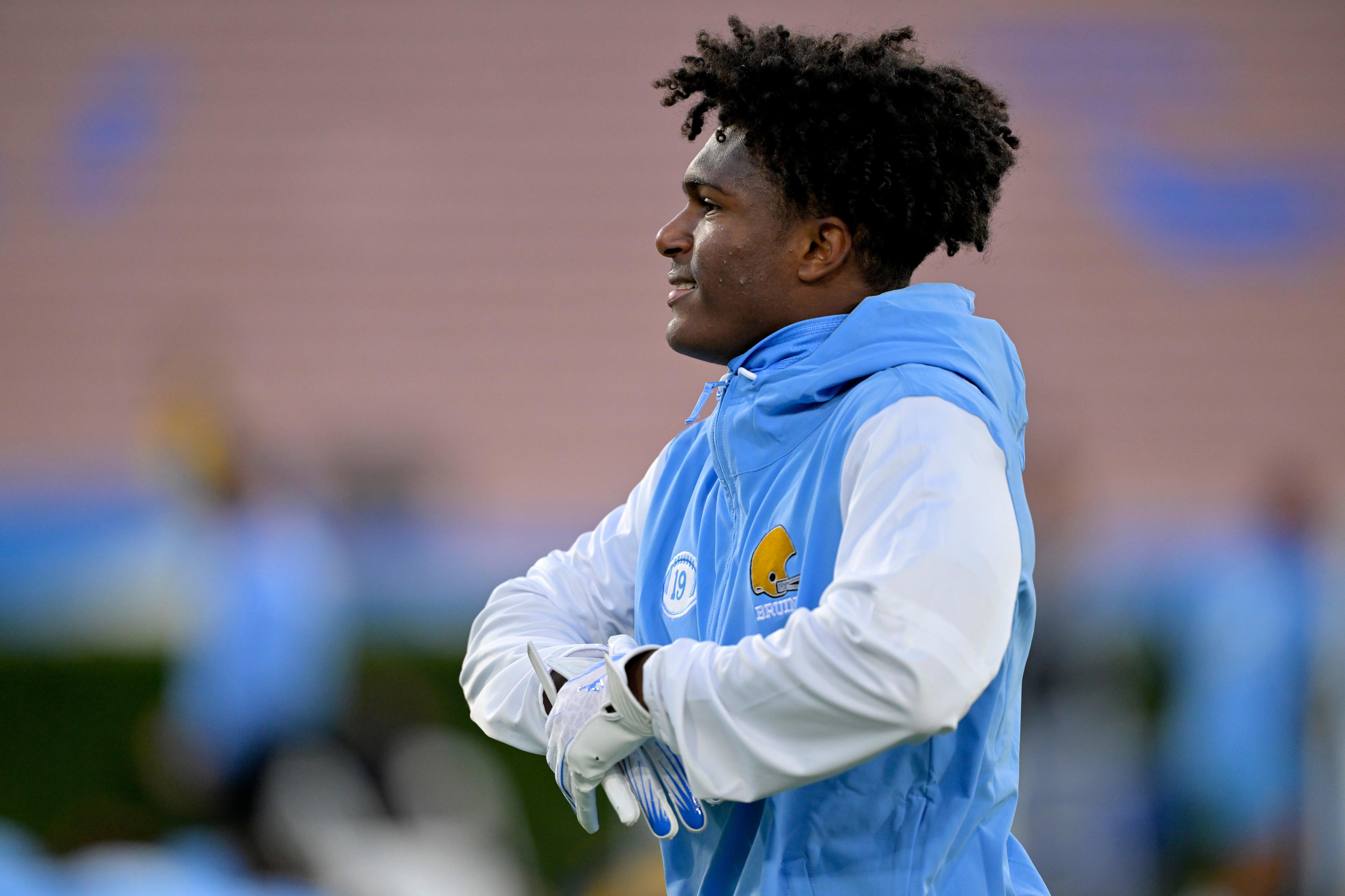 UCLA backup quarterback Karson Gordon tears ACL, per DeShaun Foster