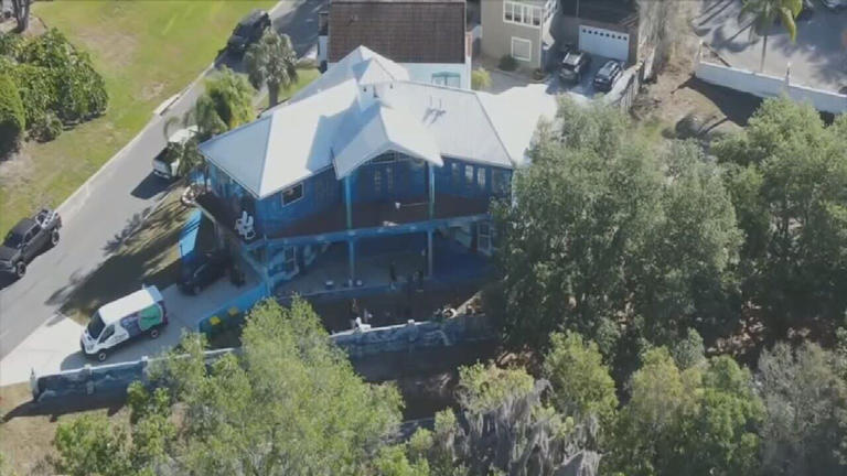 Mount Dora’s famous ‘Van Gogh House’ receives fresh coat of paint for ...