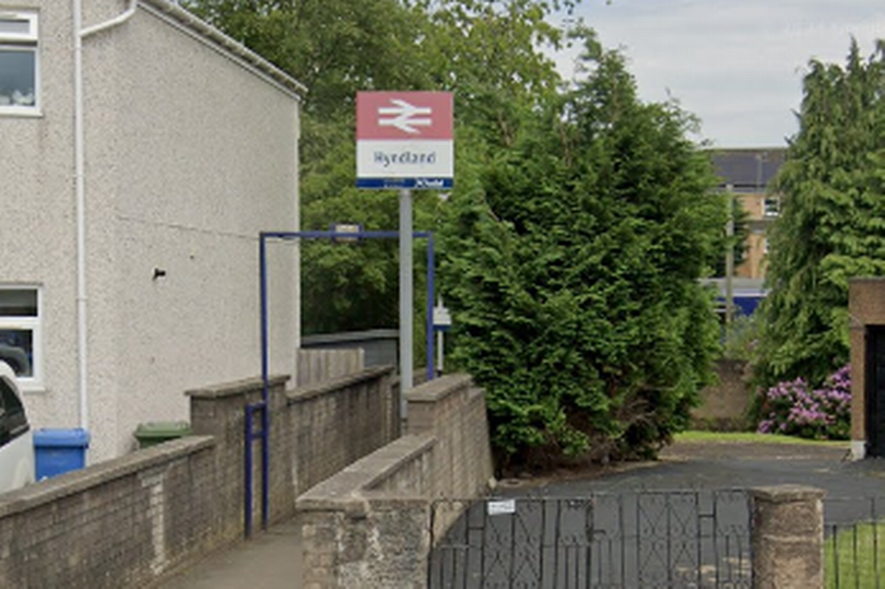 Glasgow teen 'pushed woman in front of train' during murder bid after ...