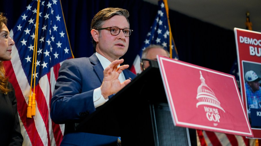 House GOP blocks Democrats from forcing votes on Signal scandal, Musk ...