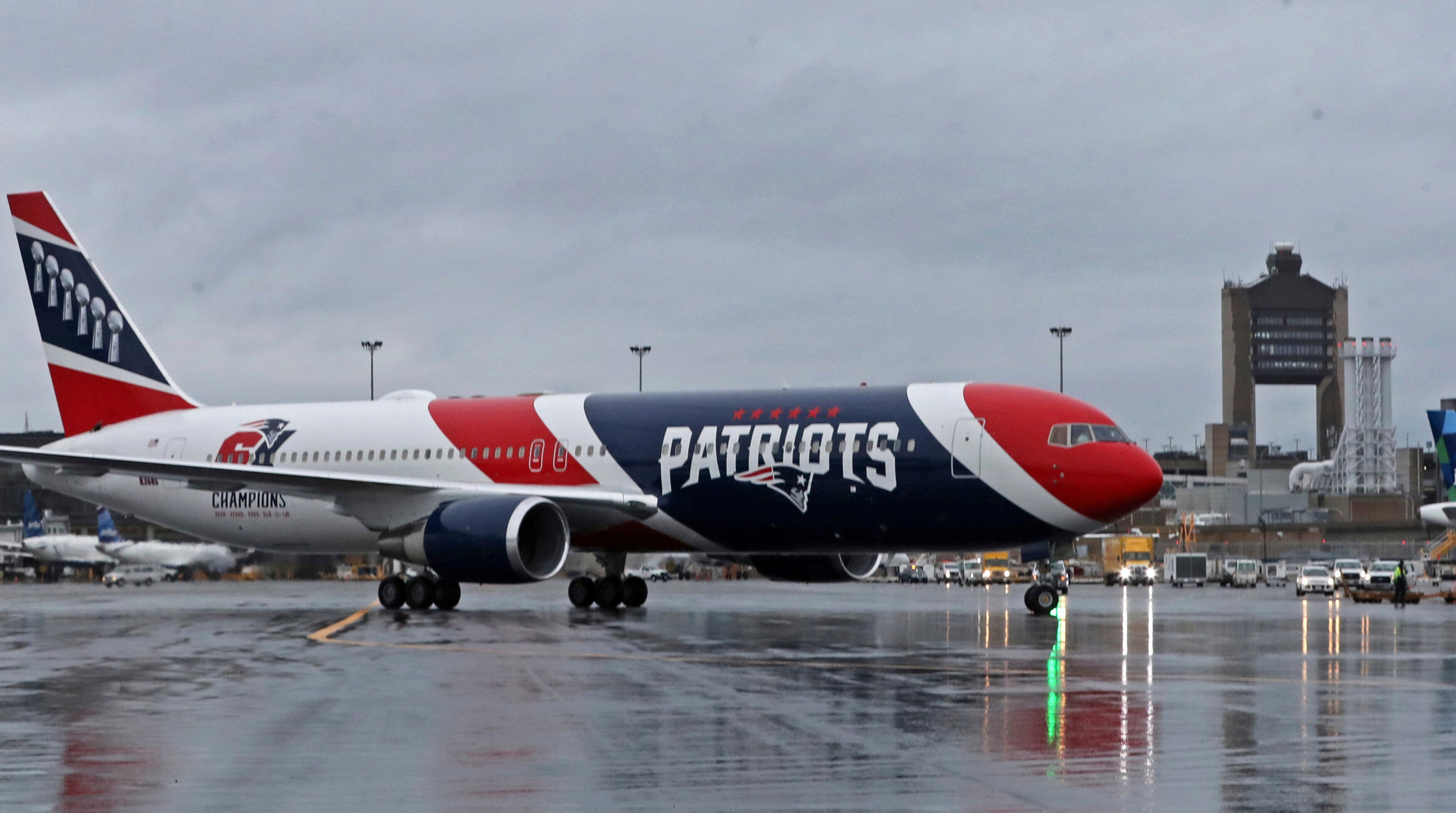 Patriots Team Plane Makes Trip To Guantánamo Bay