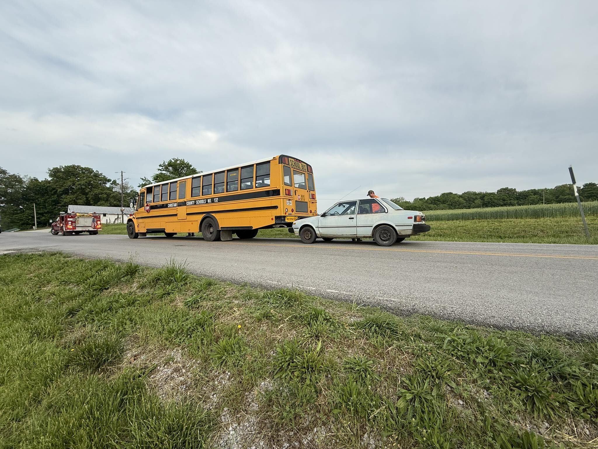 Two injured in Kentucky school bus crash