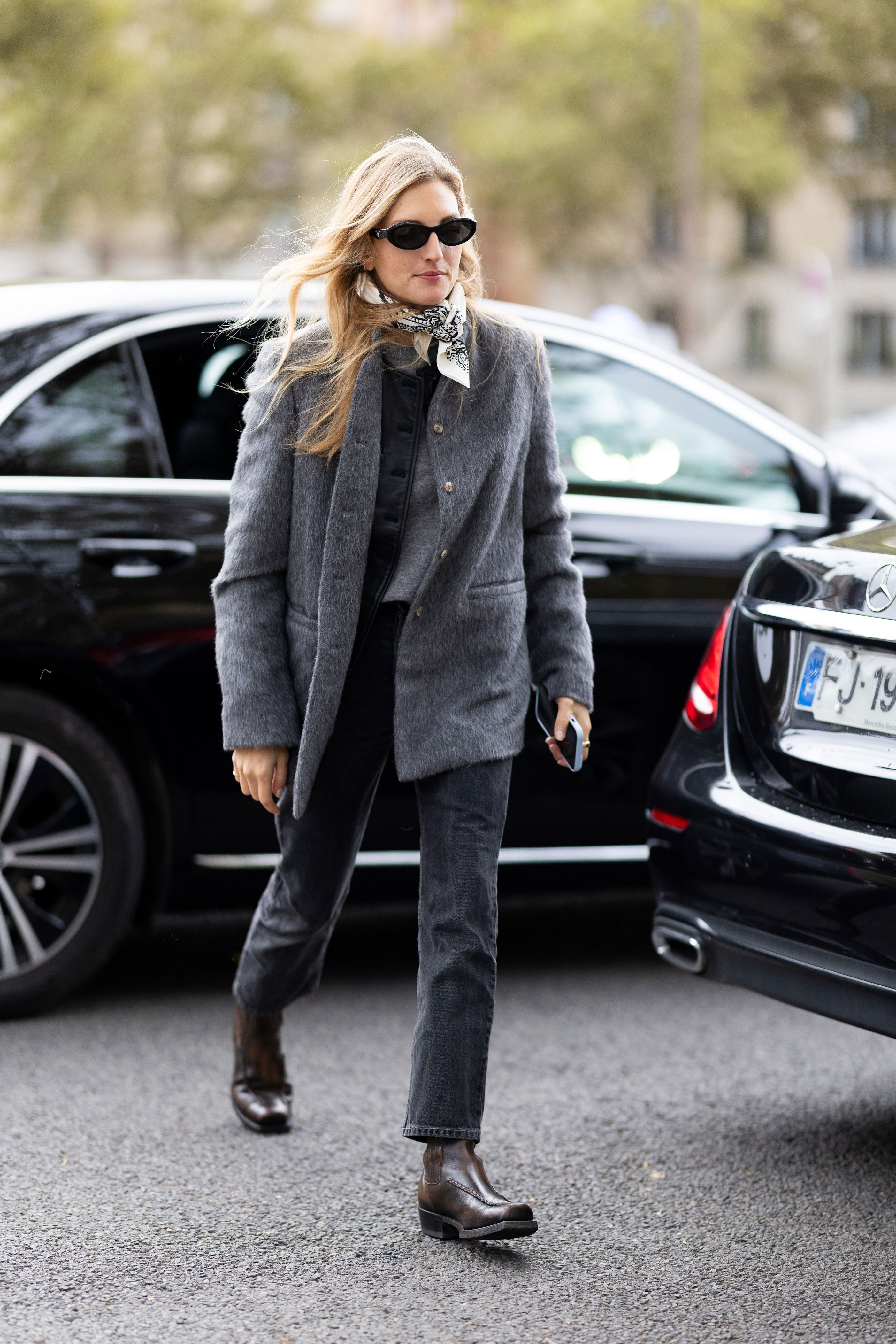 How to Wear Chelsea Boots Like a Fashion Pro This Spring