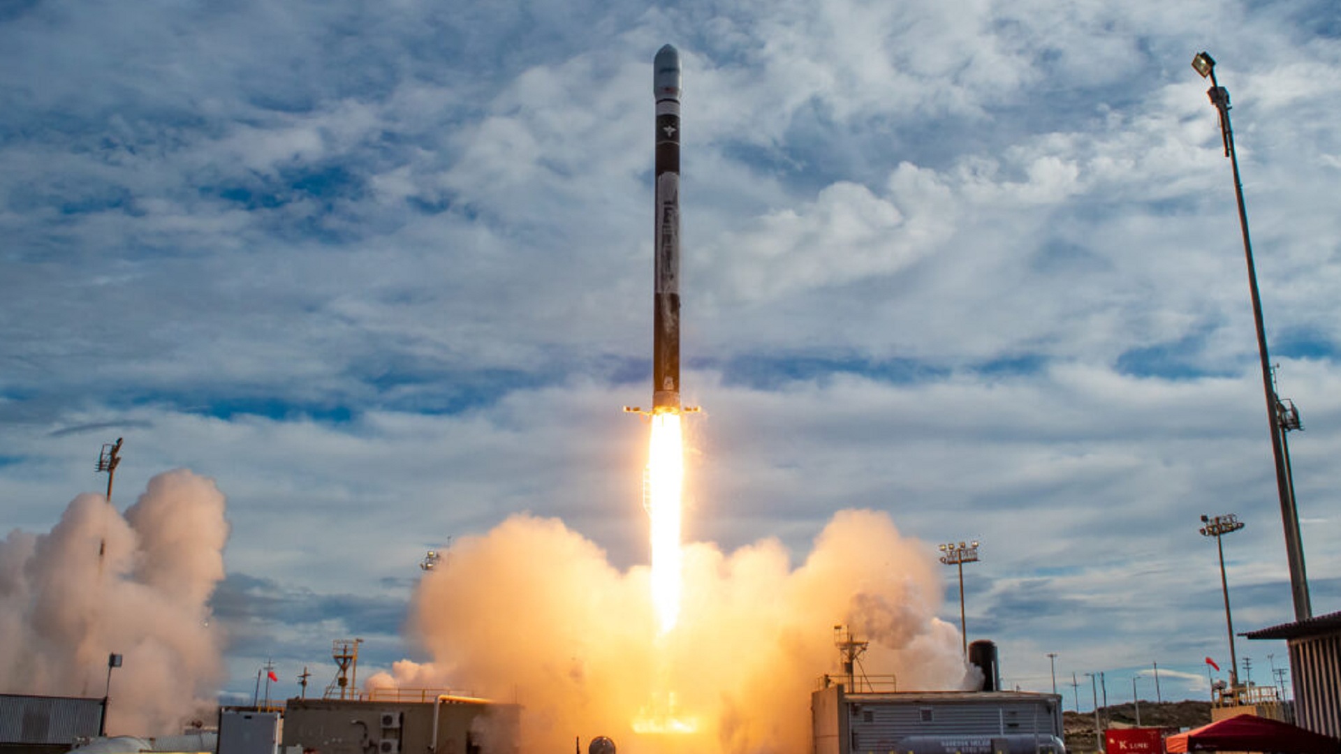 Lockheed’s LM 400 satellite ends up in shallow orbit after Firefly ...