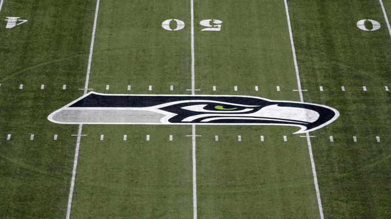 Tim Cook, Mark Zuckerberg rumored bidders in Seahawks sale