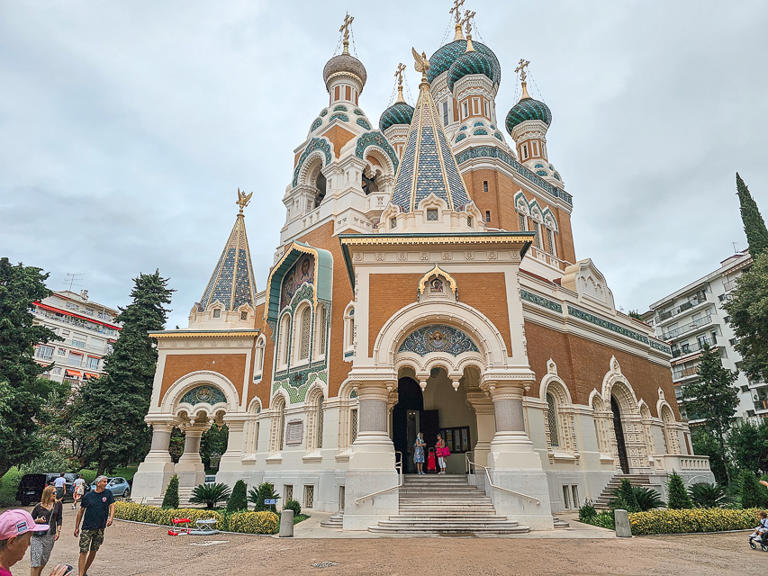 15 unbelievable French churches that’ll have you whispering “How is ...