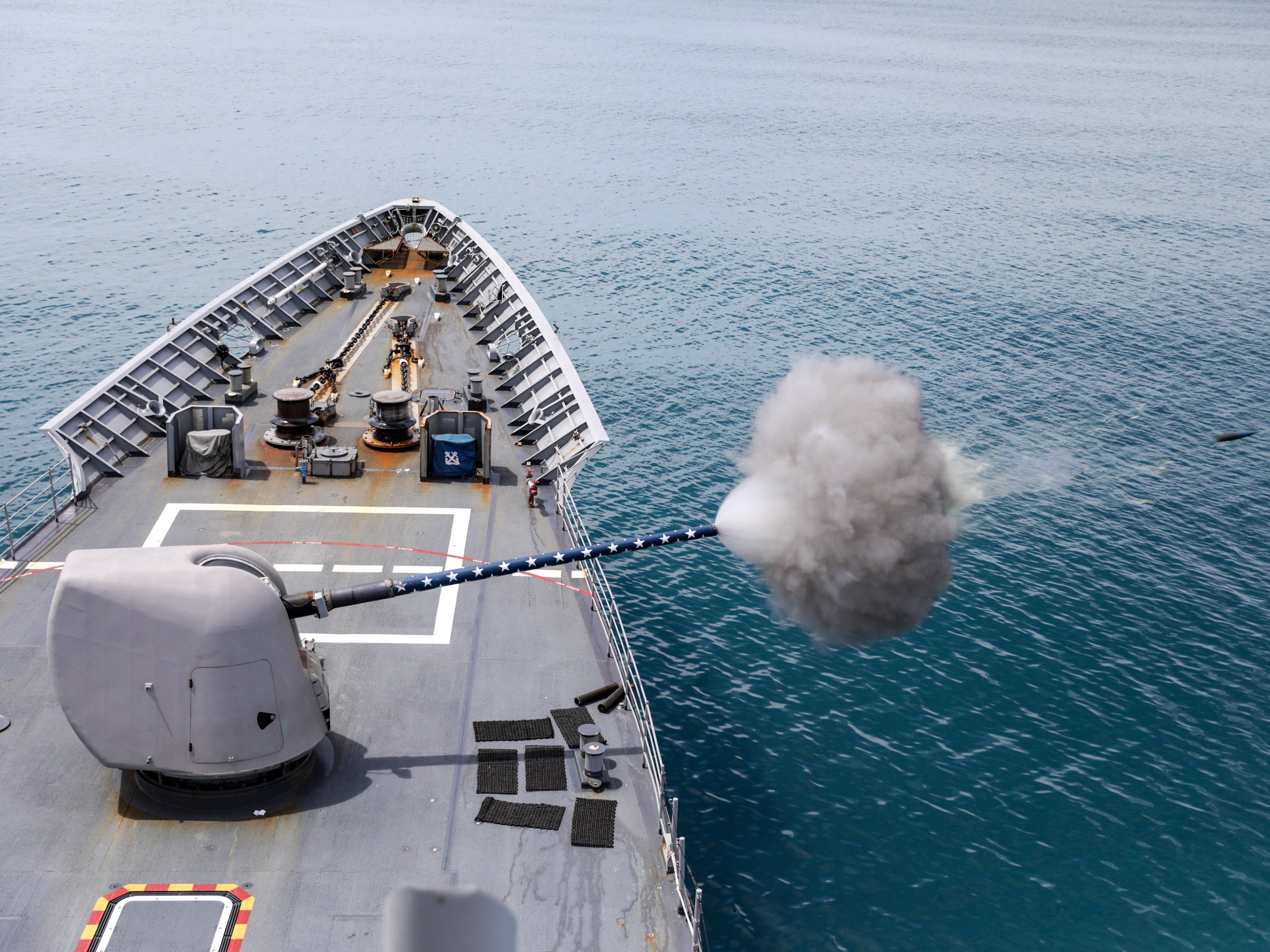 NATO warships in the Red Sea fight are proving that deck guns can fight ...