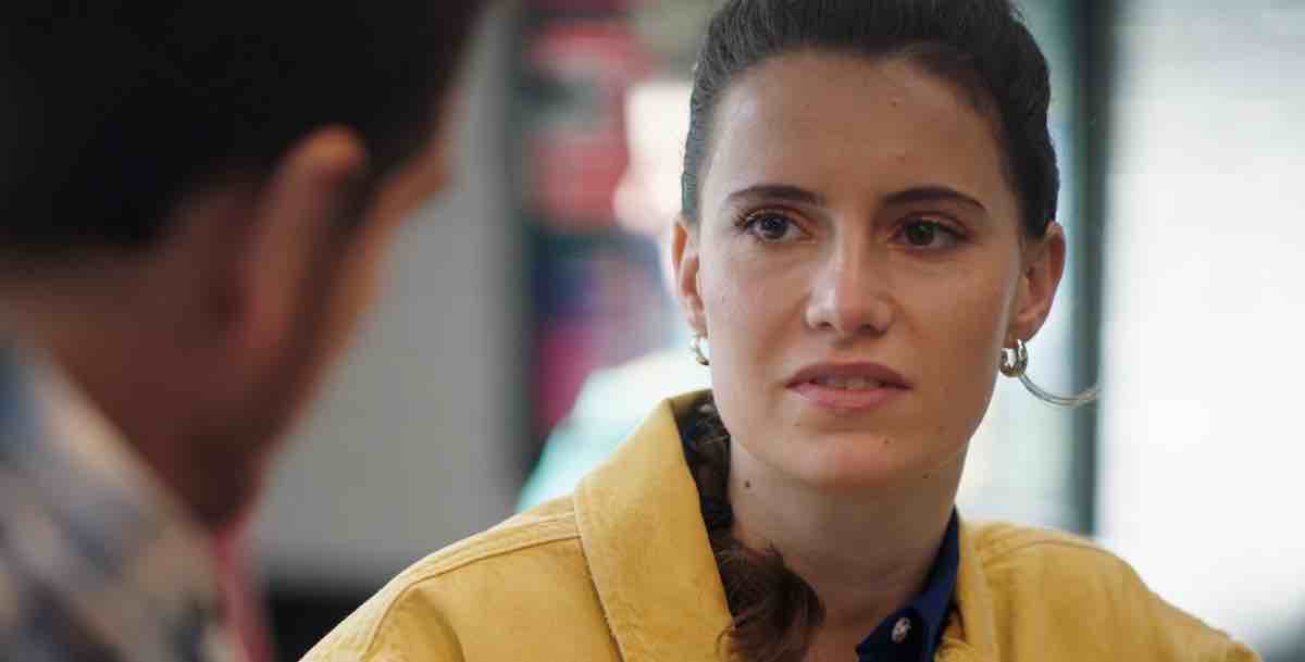 Demain Nous Appartient spoiler : Valentine sous le choc, Charles lui ...