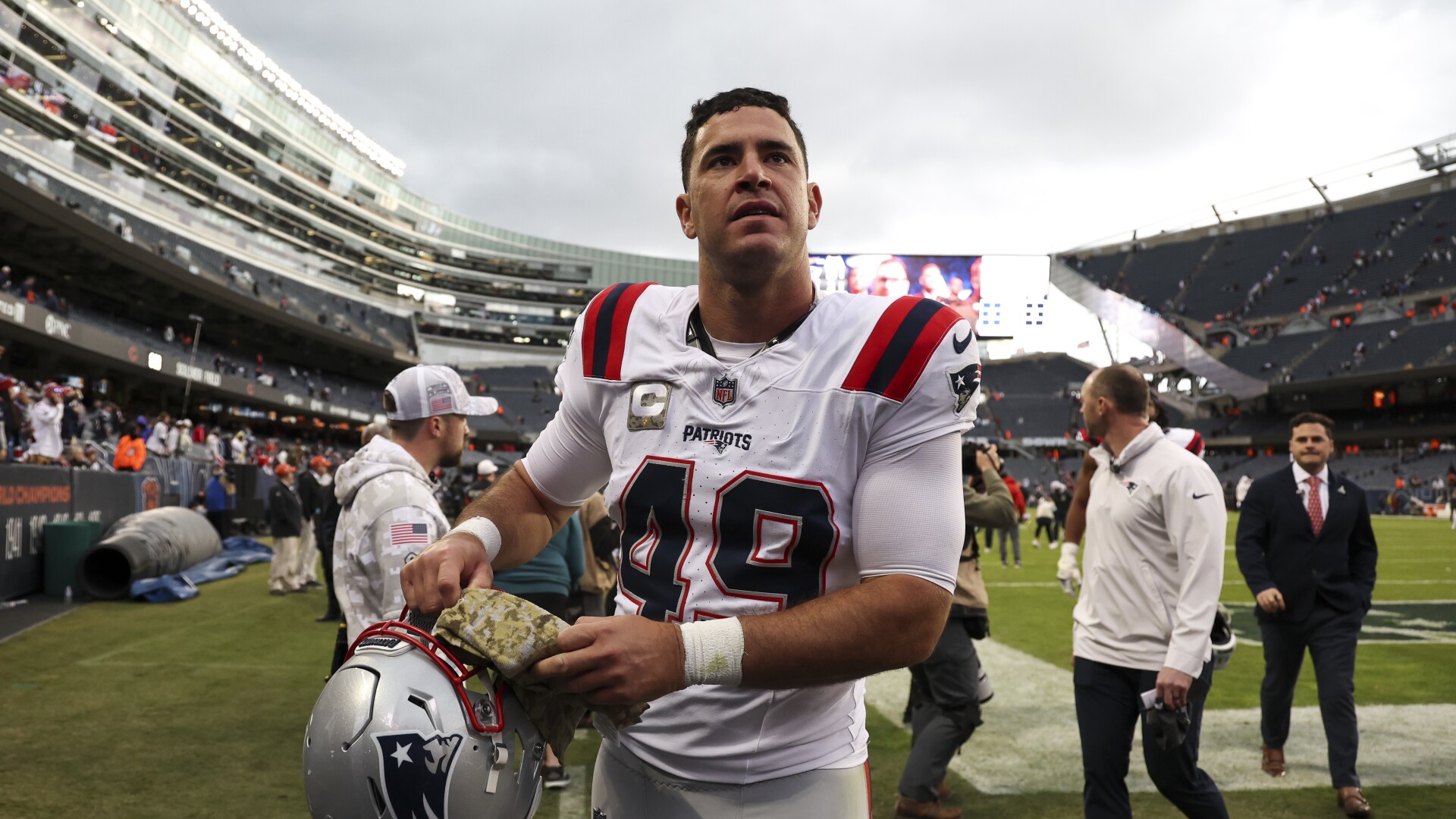 Patriots cut long snapper Joe Cardona after 10 seasons