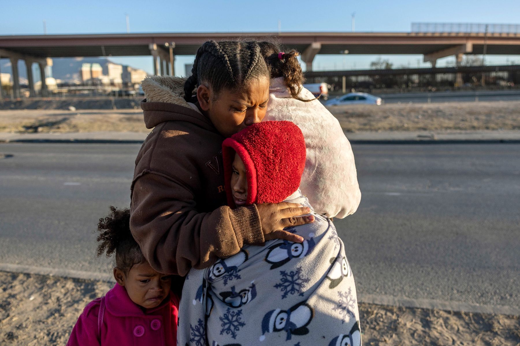USA: Three American children deported, one with cancer